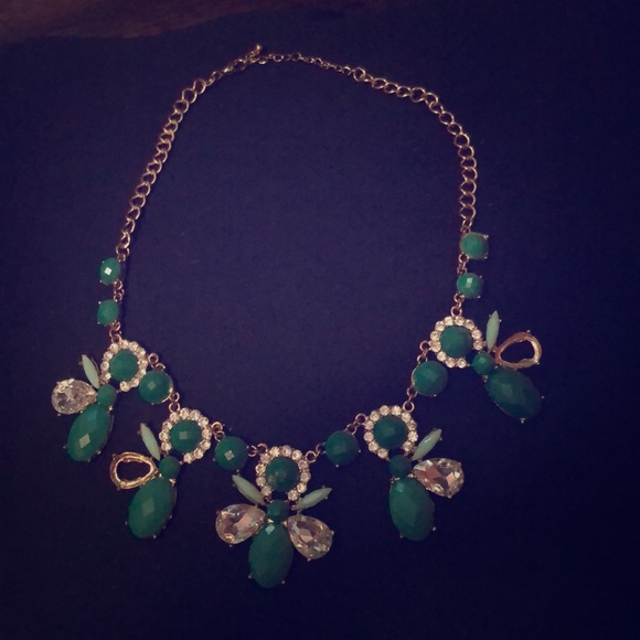 Jewelry | Beautiful Green And Gold Chunky Necklace | Poshmark